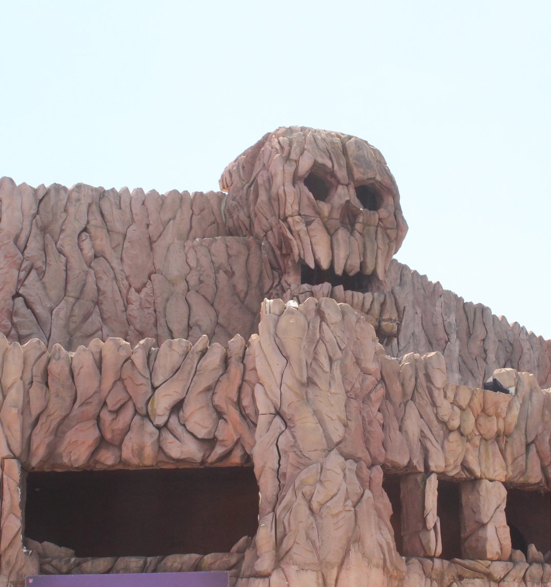 Skull Mountain @ Six Flags Great Adventure - Themeparkplanner
