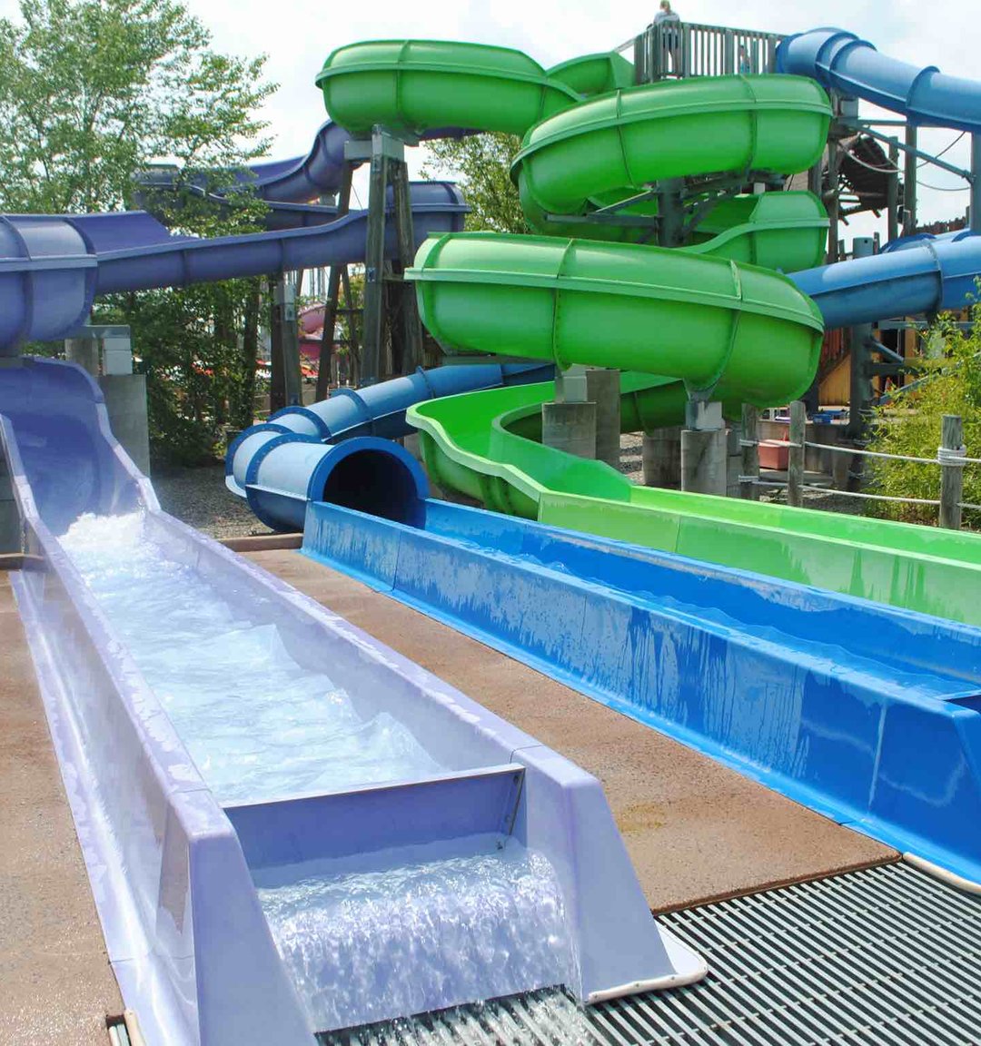 Hurricane Falls @ Six Flags New England - Themeparkplanner