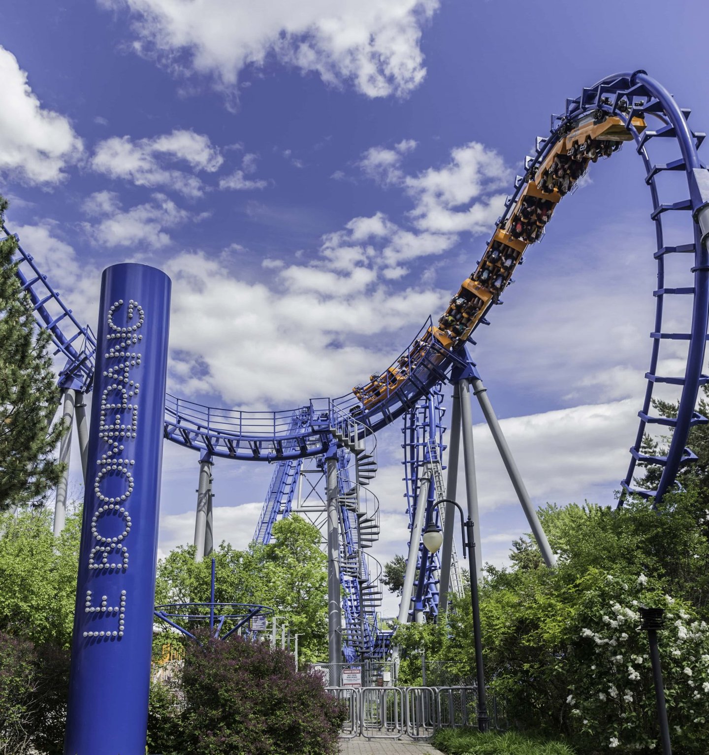 Boomerang @ La Ronde, Montreal - Themeparkplanner