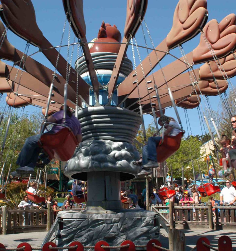 Taz’s Typhoon | Kids Ride | Six Flags Discovery Kingdom