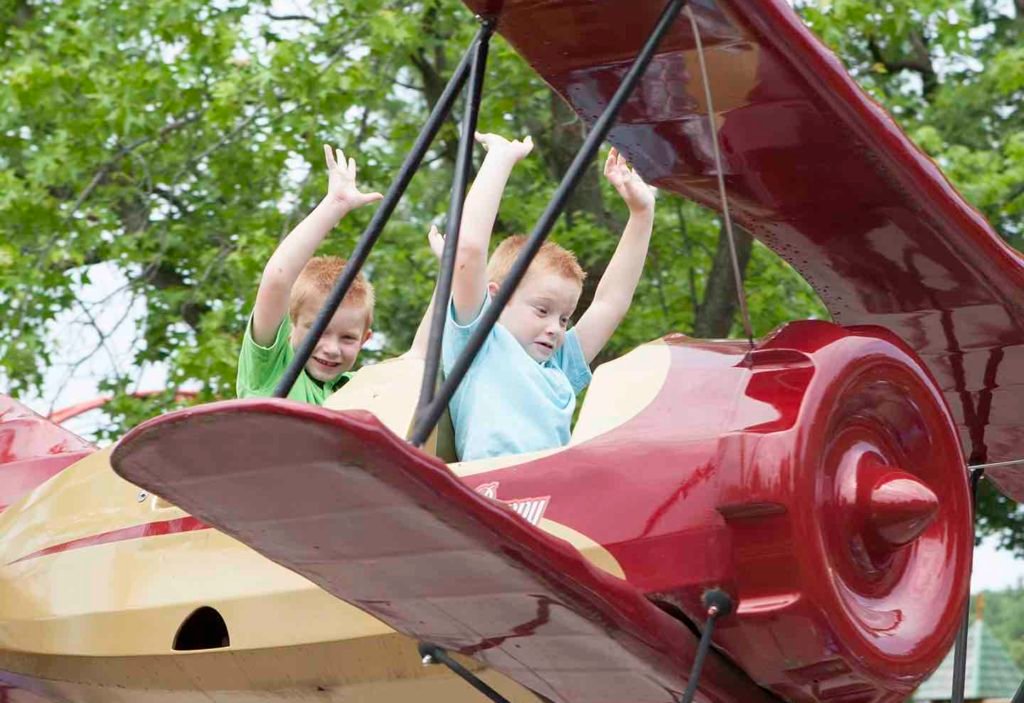 Bugs Bunny Ranger Pilots - Six Flags St Louis