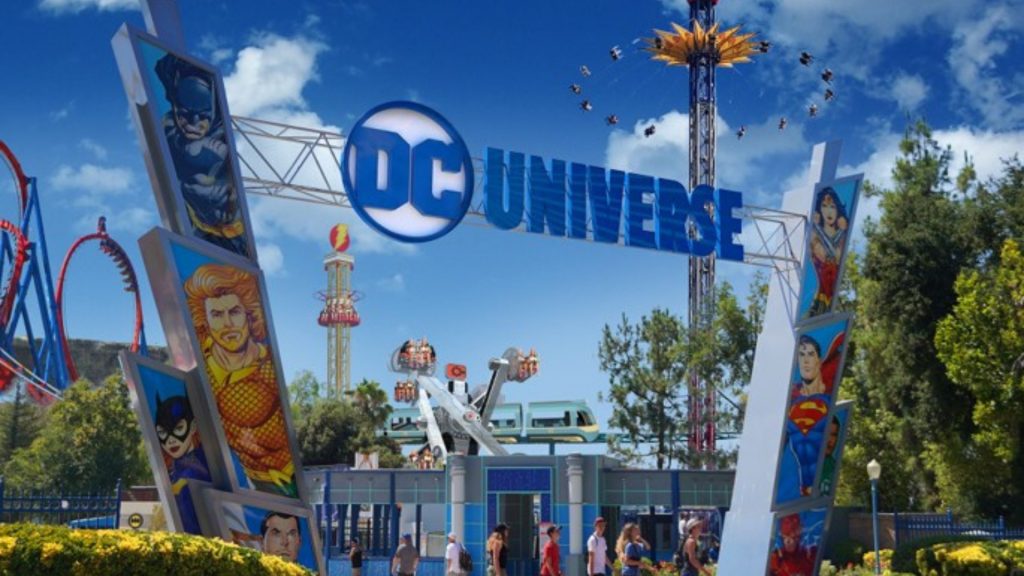 DC™ Universe - Six Flags Fiesta Texas