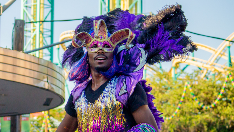 Animal Interactions - Six Flags Discovery Kingdom