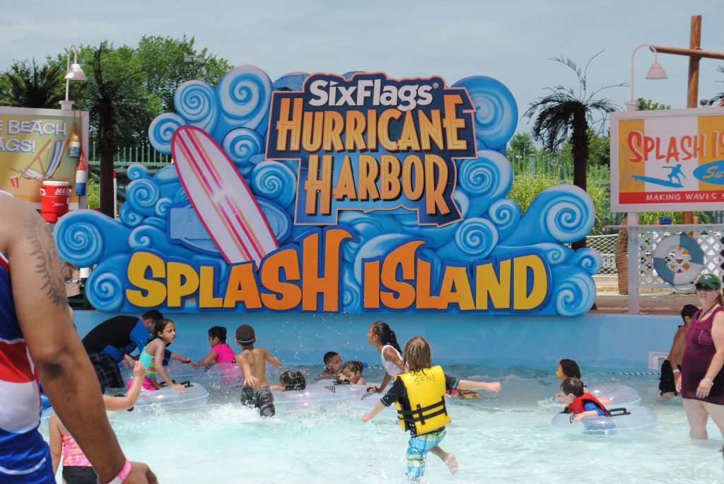 Splash Island - Six Flags New England
