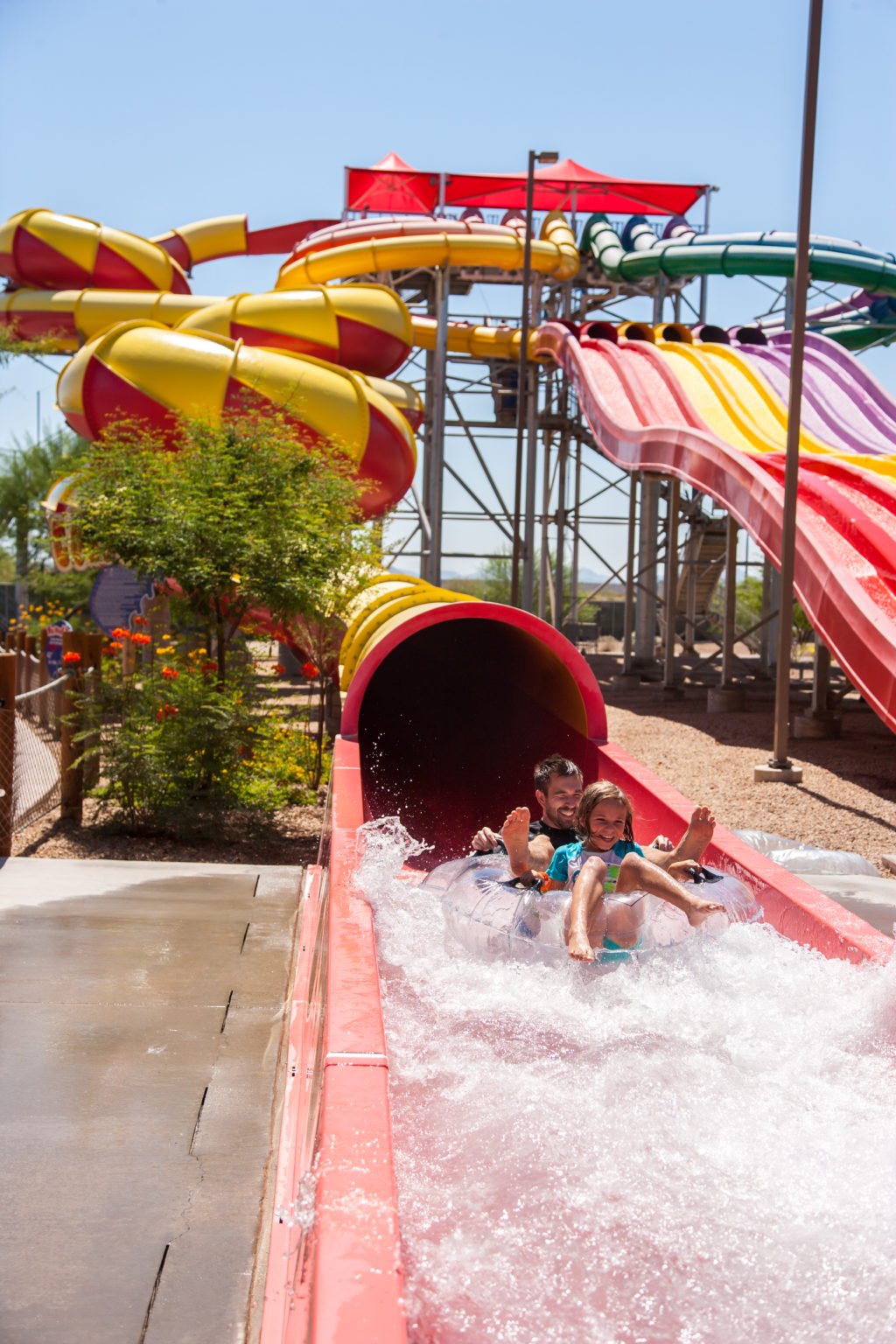 View Rides | Hurricane Harbor Phoenix