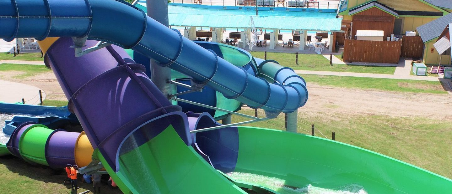 Pipeline Wave - Hurricane Harbor OKC