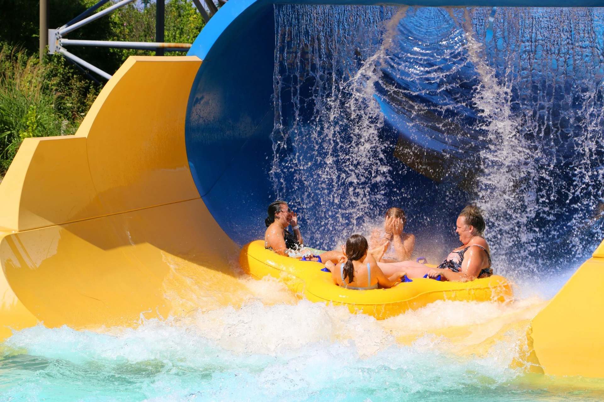 Tornado | Six Flags White Water